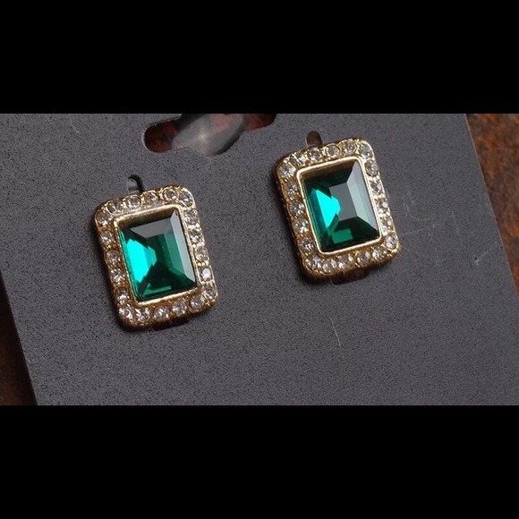 Jewelry | Emerald Color Earrings | Poshmark